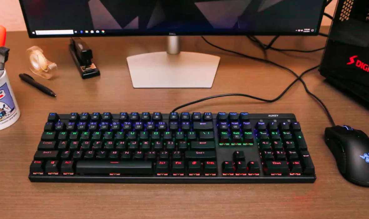 How to Choose a Right Mechanical Keyboard for Office | Omega Underground